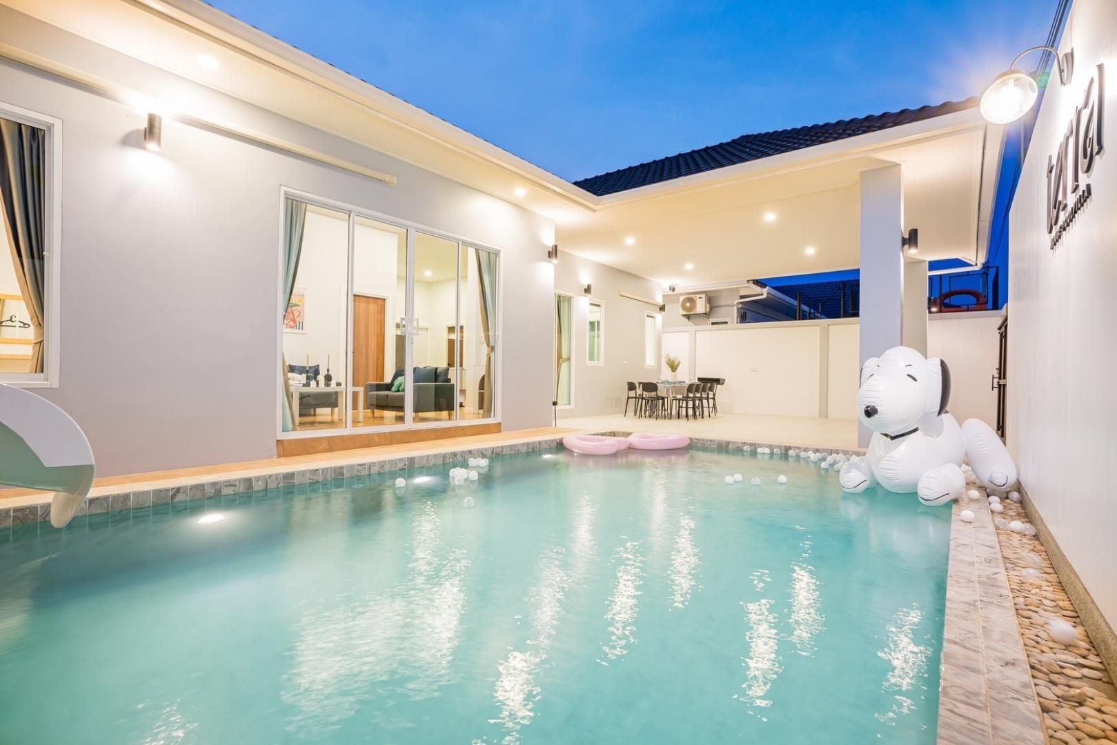 DV-1952 ที่พัก พูลวิลล่า พัทยา บ้านพัก พร้อมสระว่ายน้ำ ส่วนตัว