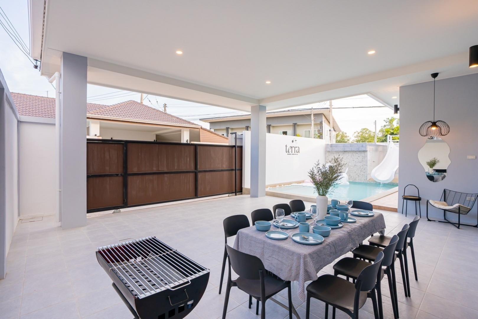 DV-1952 ที่พัก พูลวิลล่า พัทยา บ้านพัก พร้อมสระว่ายน้ำ ส่วนตัว