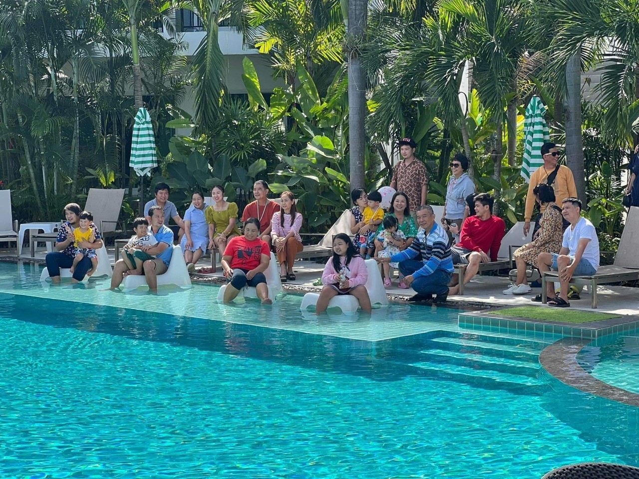 DV-959 พูลวิลล่าพัทยา 14 ห้องนอน 17 ห้องน้ำ - By.De Ville