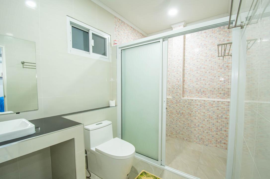 DV-1329 ที่พัก พูลวิลล่า พัทยา บ้านพัก พร้อมสระว่ายน้ำ ส่วนตัว